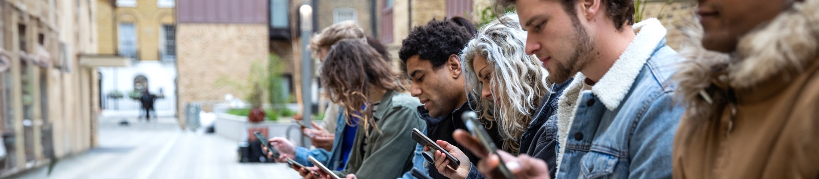 Dopamine Overdrive: How Screentime Hooks Our Brains! - Bankmed